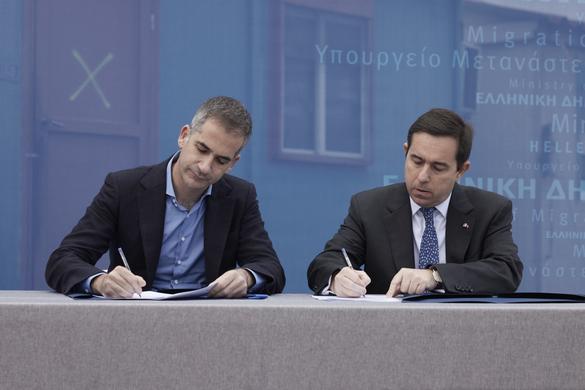 Πρωτόκολλο παράδοσης – παραλαβής για τη Δομή του Ελαιώνα υπέγραψαν το ...