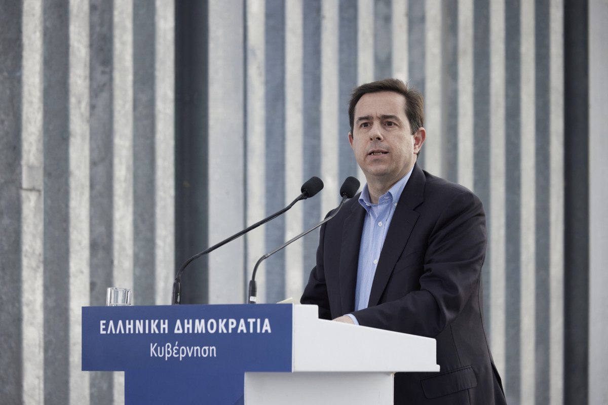 Μηταράκης: Στον ΣΥΡΙΖΑ λένε ότι δεν υπάρχουν σύνορα, ο φράχτης στον ...