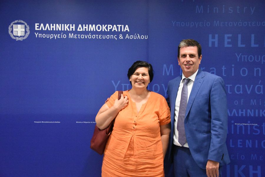 Συνάντηση του Υπουργού Μετανάστευσης & Ασύλου κ. Δημήτρη Καιρίδη με την ...