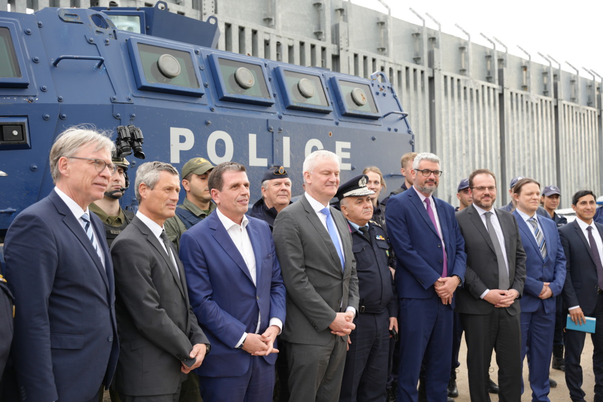 Ελληνο-γερμανική συνάντηση στον Έβρο: Τα σύνορα της Ελλάδας είναι ...
