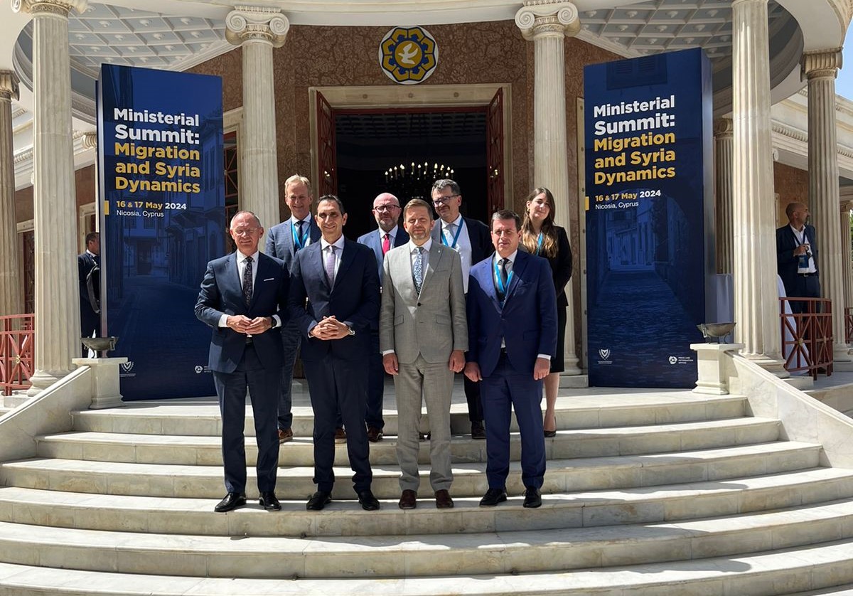 Η Ελλάδα βρίσκεται πάντα στο πλευρό της Κύπρου | Υπουργείο ...