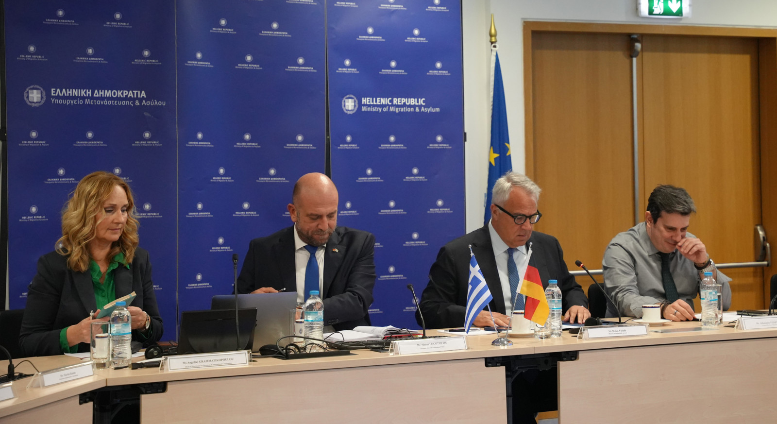 Συνάντηση του Υπουργού Μετανάστευσης και Ασύλου, κ. Μάκη Βορίδη, με ...